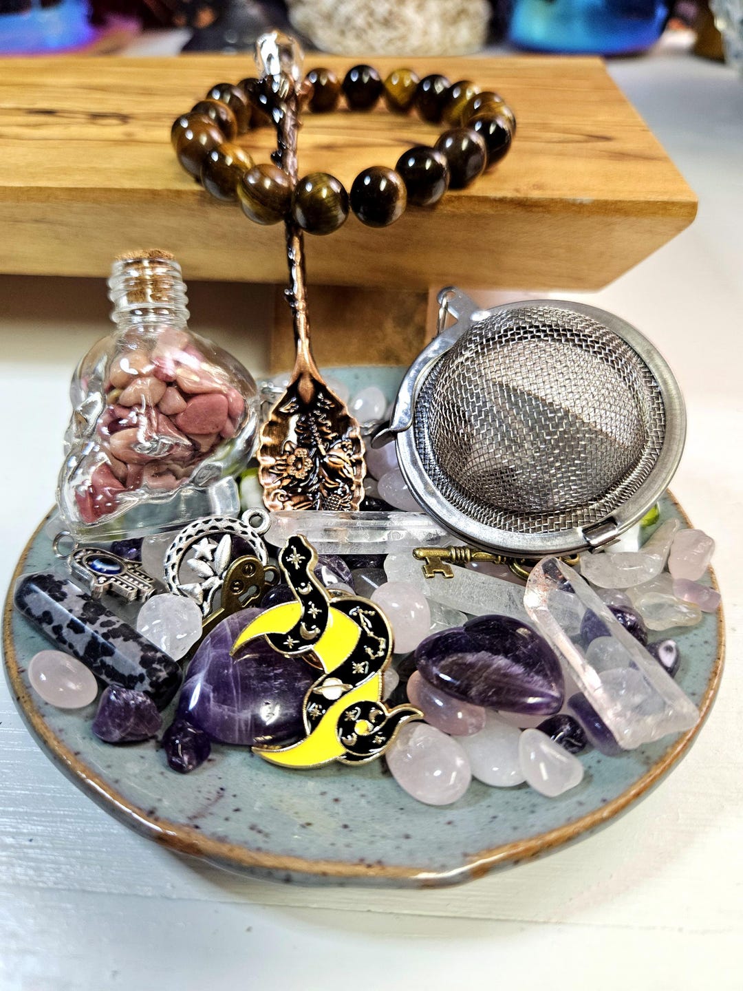 Trinket, Treasure, and Crystal Scoop: Tea, Jewelry, Crystals and Gems ...