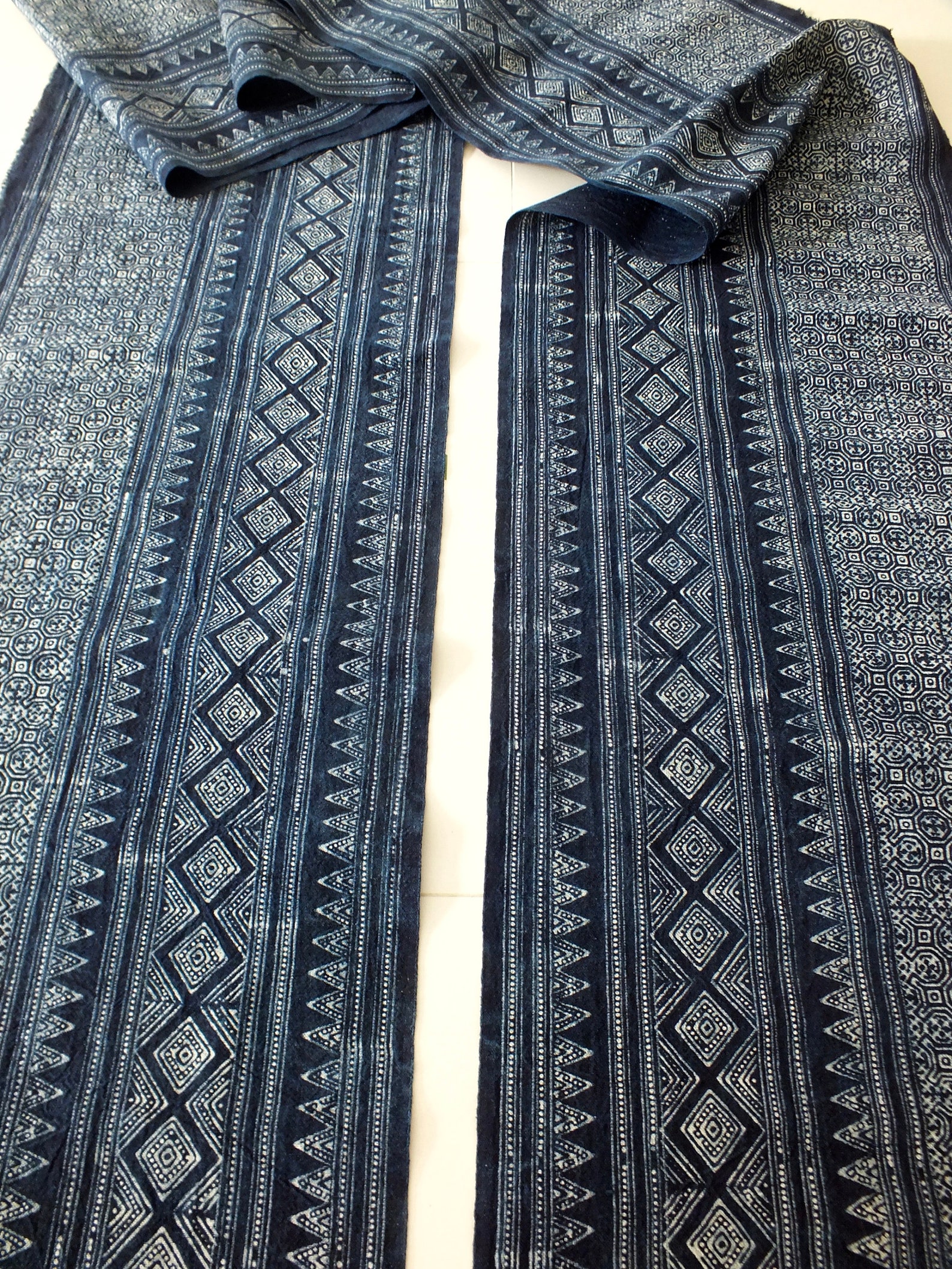 Hmong FabricHmong Textiles Hmong cotton-Hmong Batik fabric | Etsy