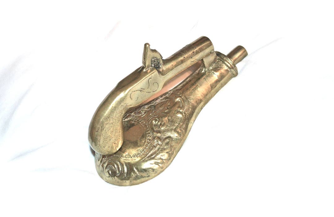 Gun and Powder Flask Door Knocker Vintage - Etsy
