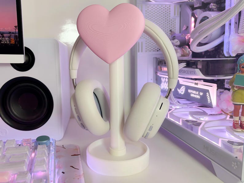 Heart Headphone Stand, Customize Your PLA 3D Printed Desk Decor, Gamer ...