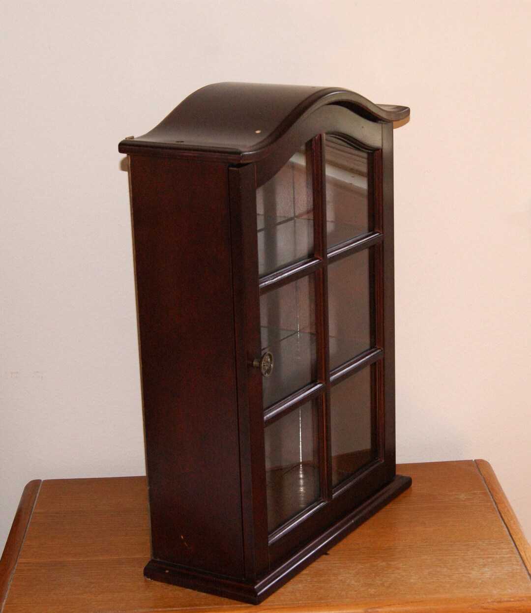 20" Wall Mount Curio Display Case - Etsy
