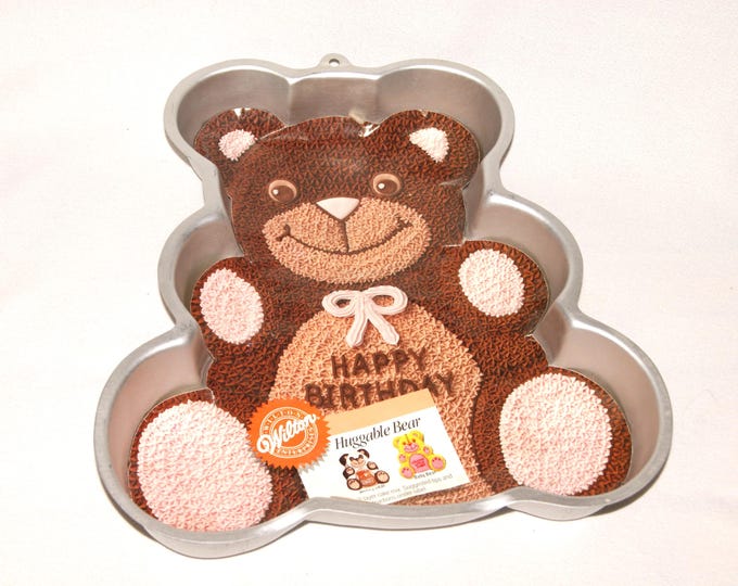 1982 Wilton Cake Pan - Huggable Teddy Bear - With Complete Decorating ...
