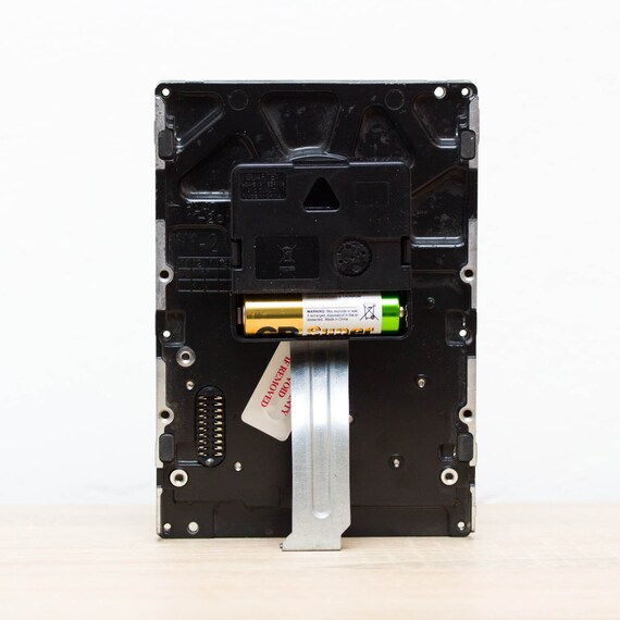 Home Décor Home & Living Desk clock made with recycled Computer hard ...