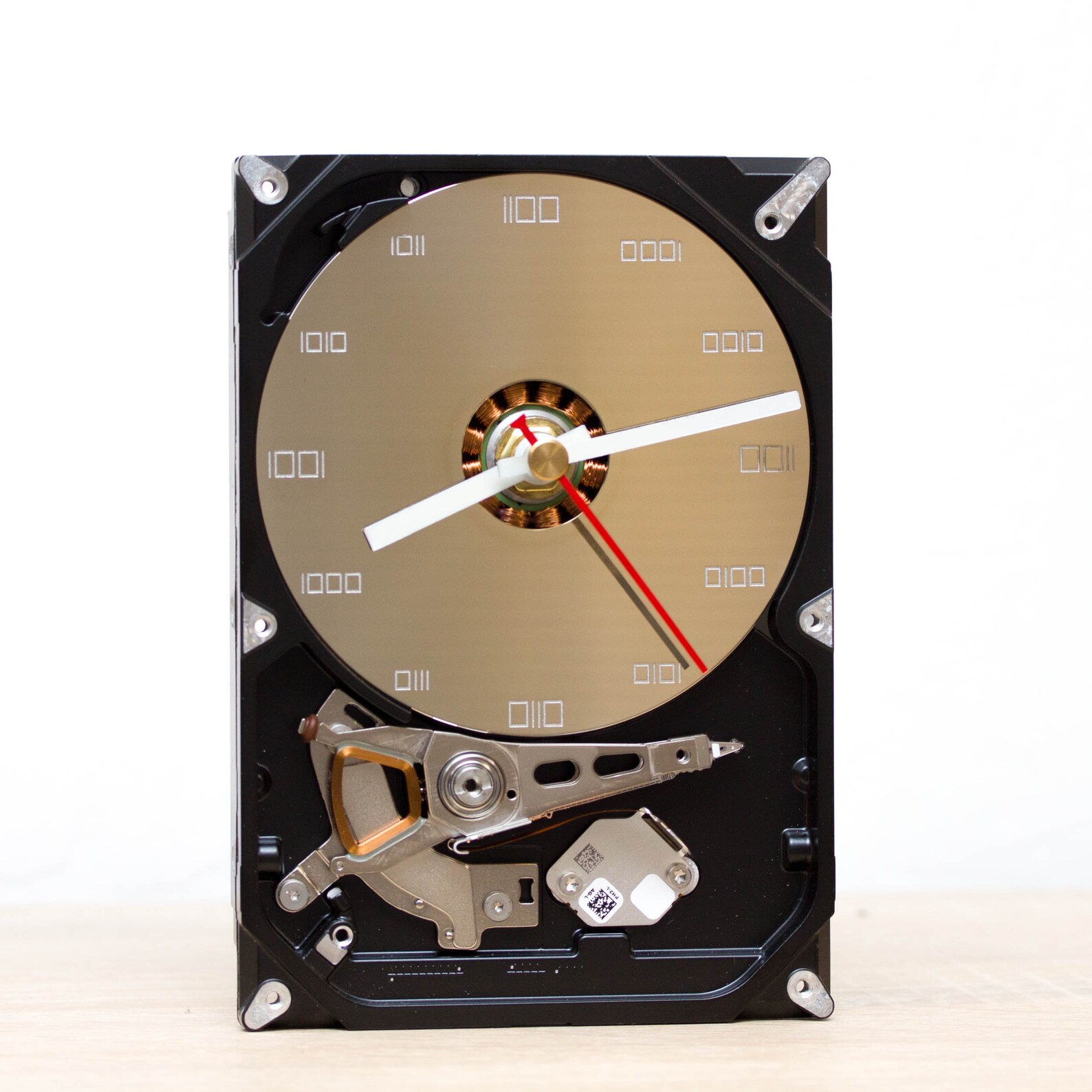 Desk clock made with recycled Computer hard drive clock HDD | Etsy