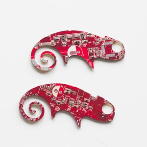 Circuit Board Chameleon Lizard - Brooch, Keychain or Bag Tag - Recycled ...