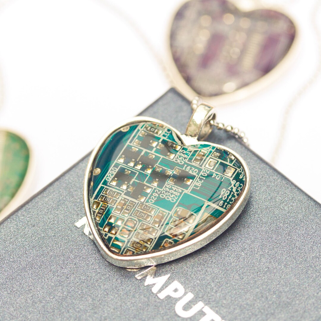 Geeky Heart Necklace - Circuit Board Necklace - Recycled - Recomputing - Etsy