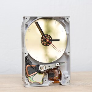 Desk Clock Made of a Recycled Computer Hard Drive - HDD Clock - Father ...