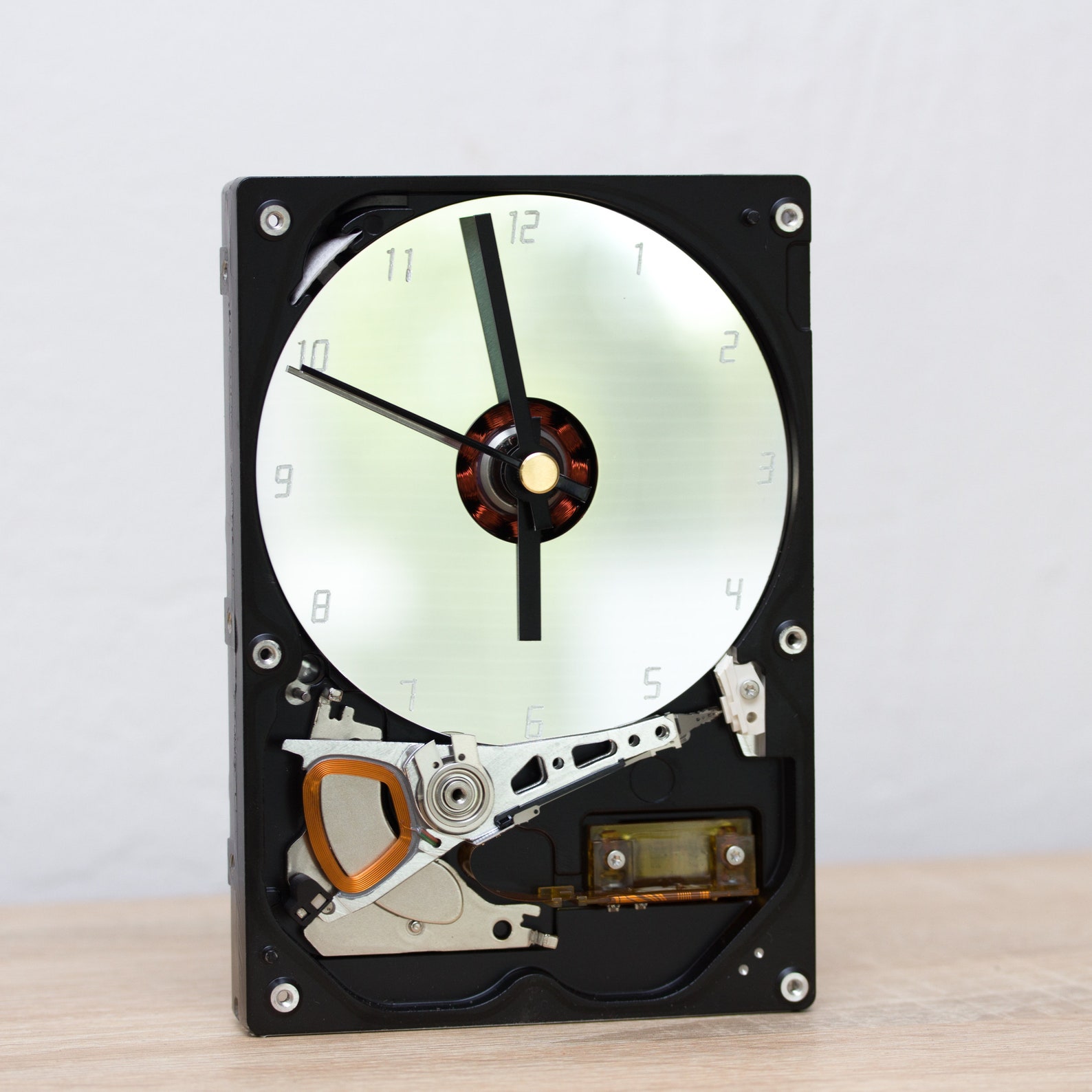 Desk Clock Made With Recycled Computer Hard Drive Clock HDD - Etsy