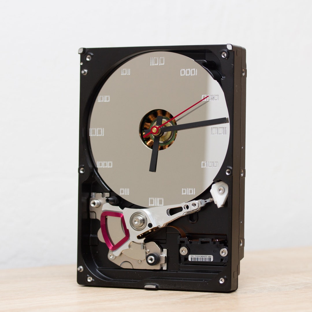 Desk Clock Recycled Computer Hard Drive Clock, HDD Clock, Gift for Dad, Unique Gift for Geek ...