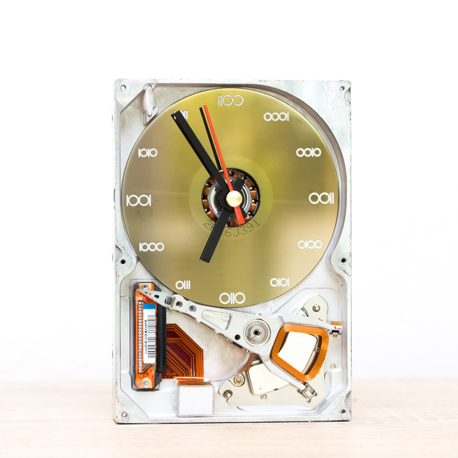 Desk Clock Made of a Recycled Computer Hard Drive HDD Clock - Etsy