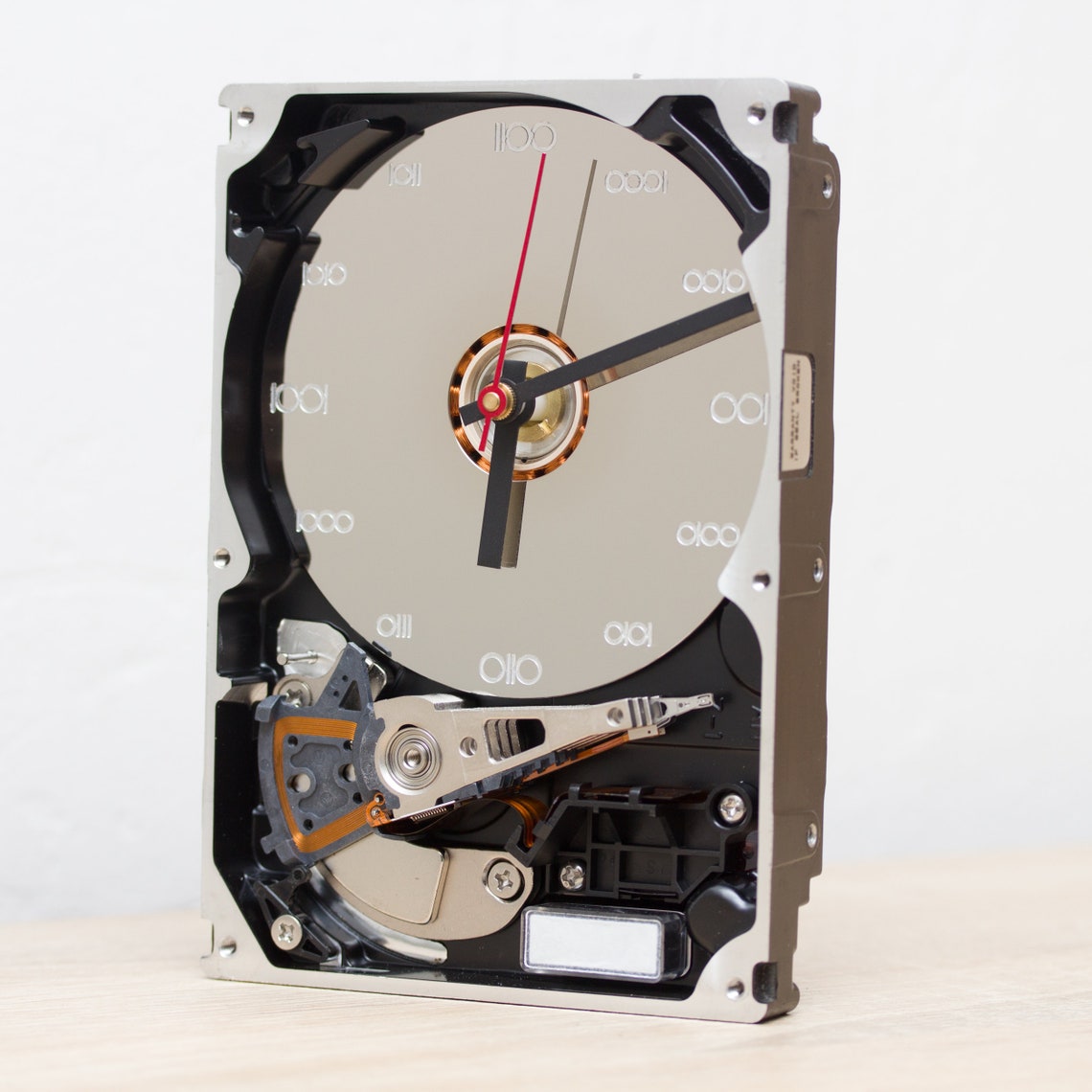 Desk Clock Made With Recycled Computer Hard Drive, HDD Clock, Gift for ...