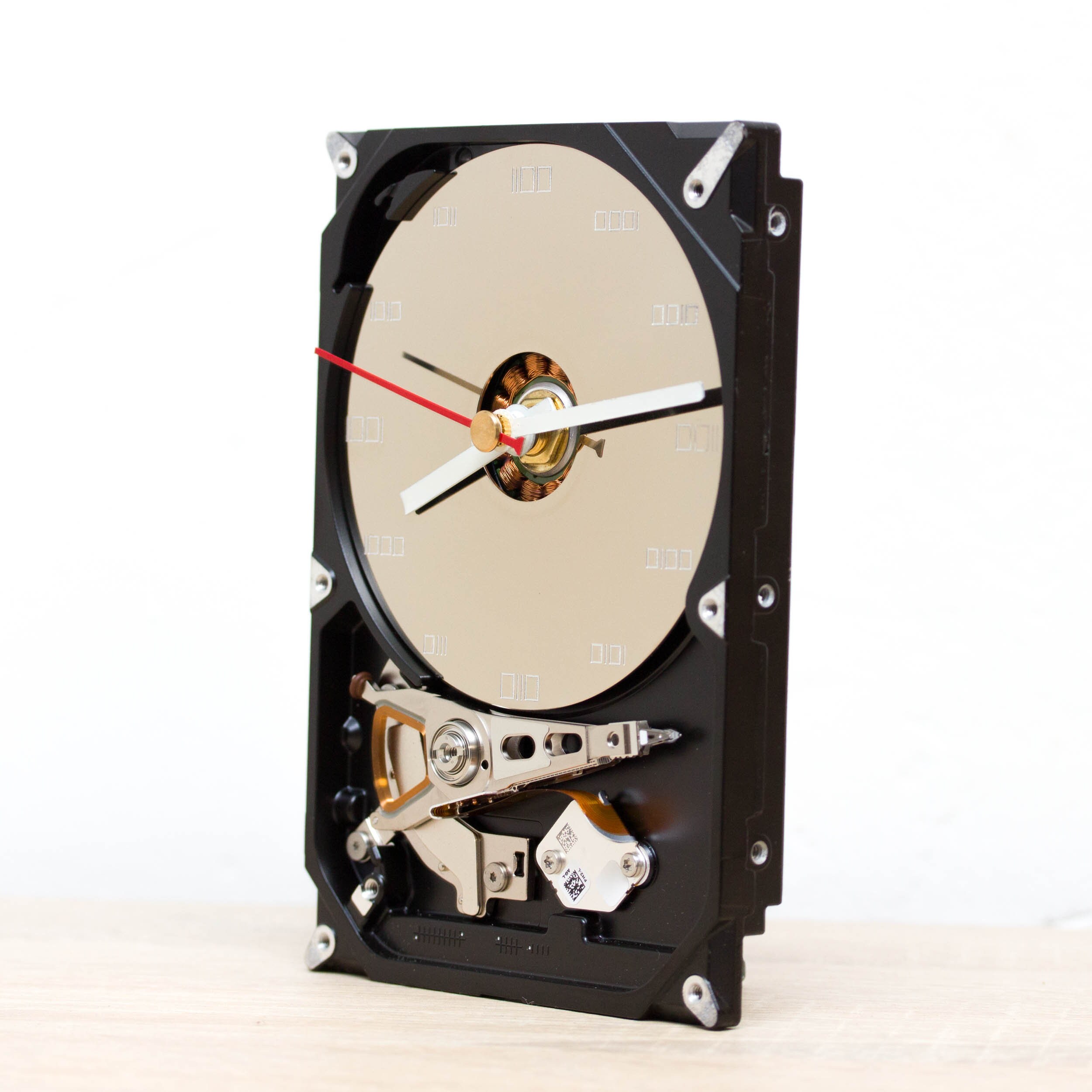 Desk clock made with recycled Computer hard drive clock HDD | Etsy