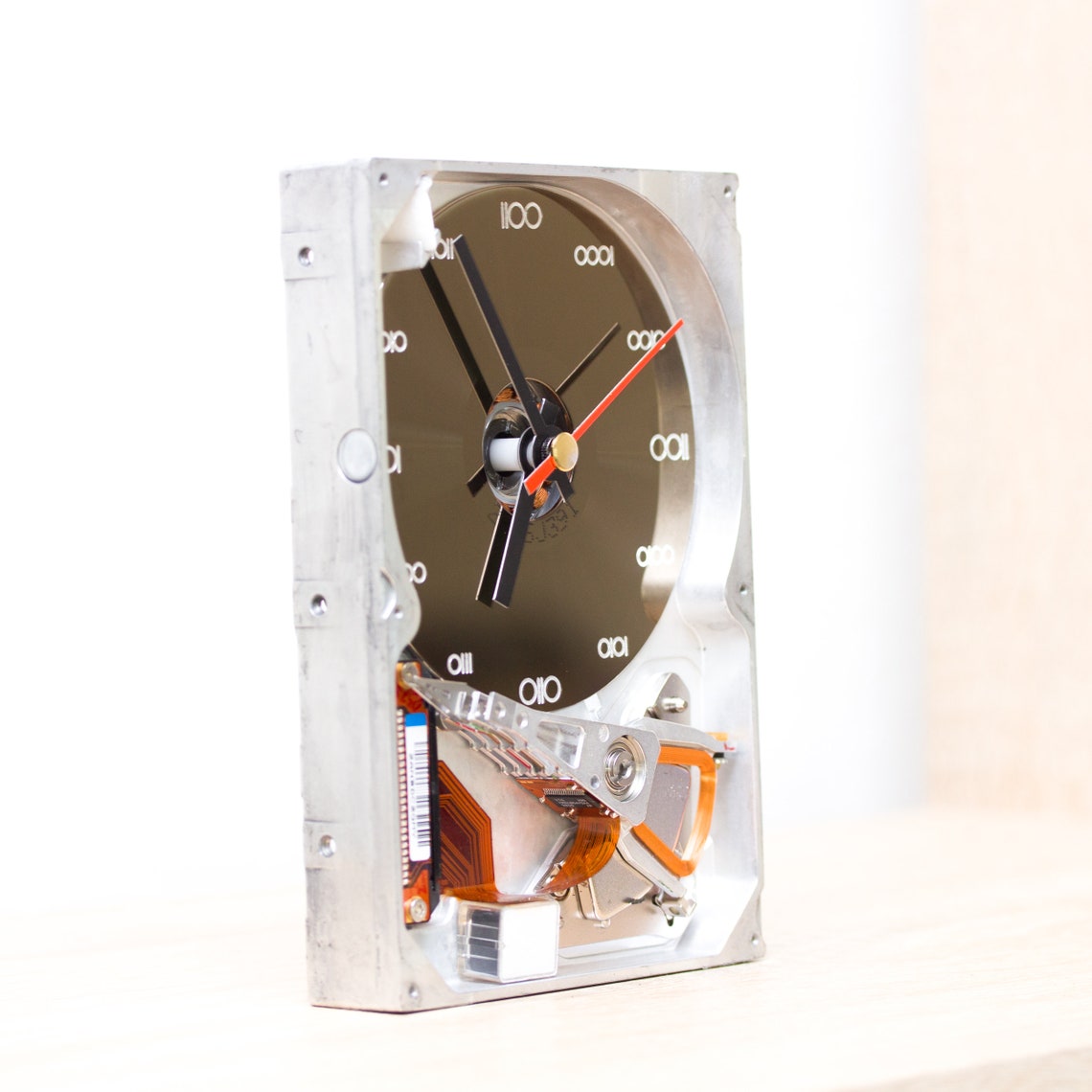 Desk Clock Made of a Recycled Computer Hard Drive HDD Clock - Etsy
