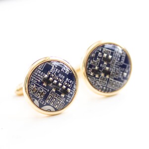 Circuit Board Cuff Links - Geeky Computer Cufflinks - Golden Toned ...