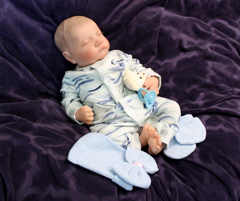 Lifelike Reborn Baby Doll: 19" Weighted Newborn, Child Friendly Gift - Etsy