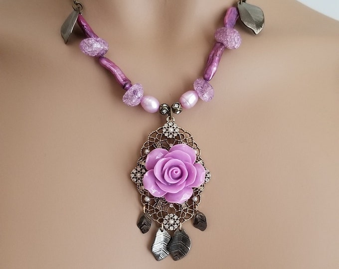 Lavender Purple Rose Necklace in Fresh Water Pearls and Amethyst Gems ...