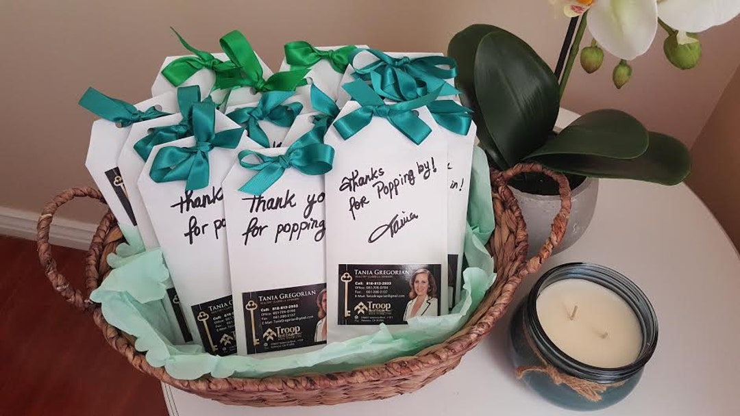 25 Real Estate Open House Pop by Giveaways - Etsy