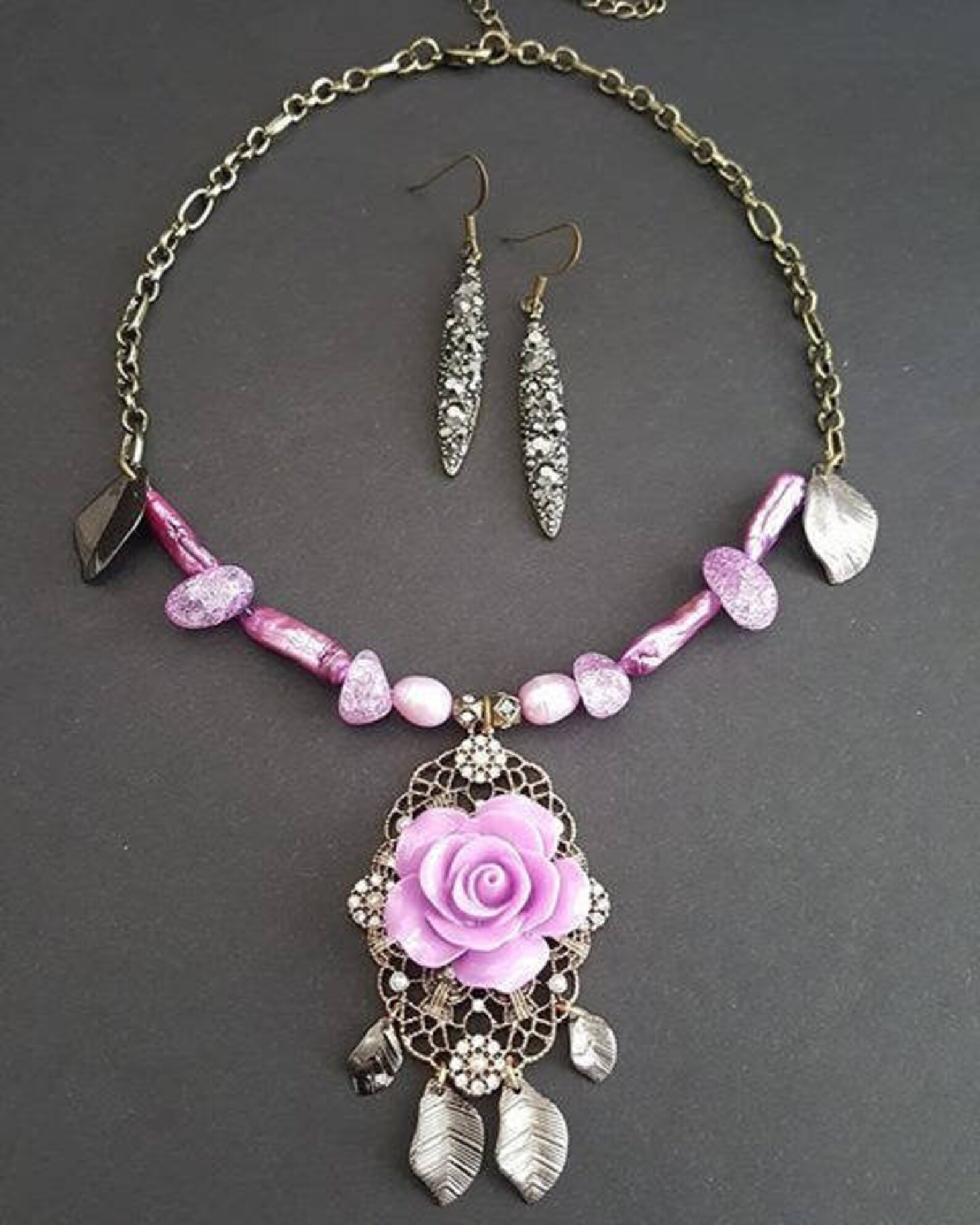 Lavender Purple Rose Necklace in Fresh Water Pearls and - Etsy