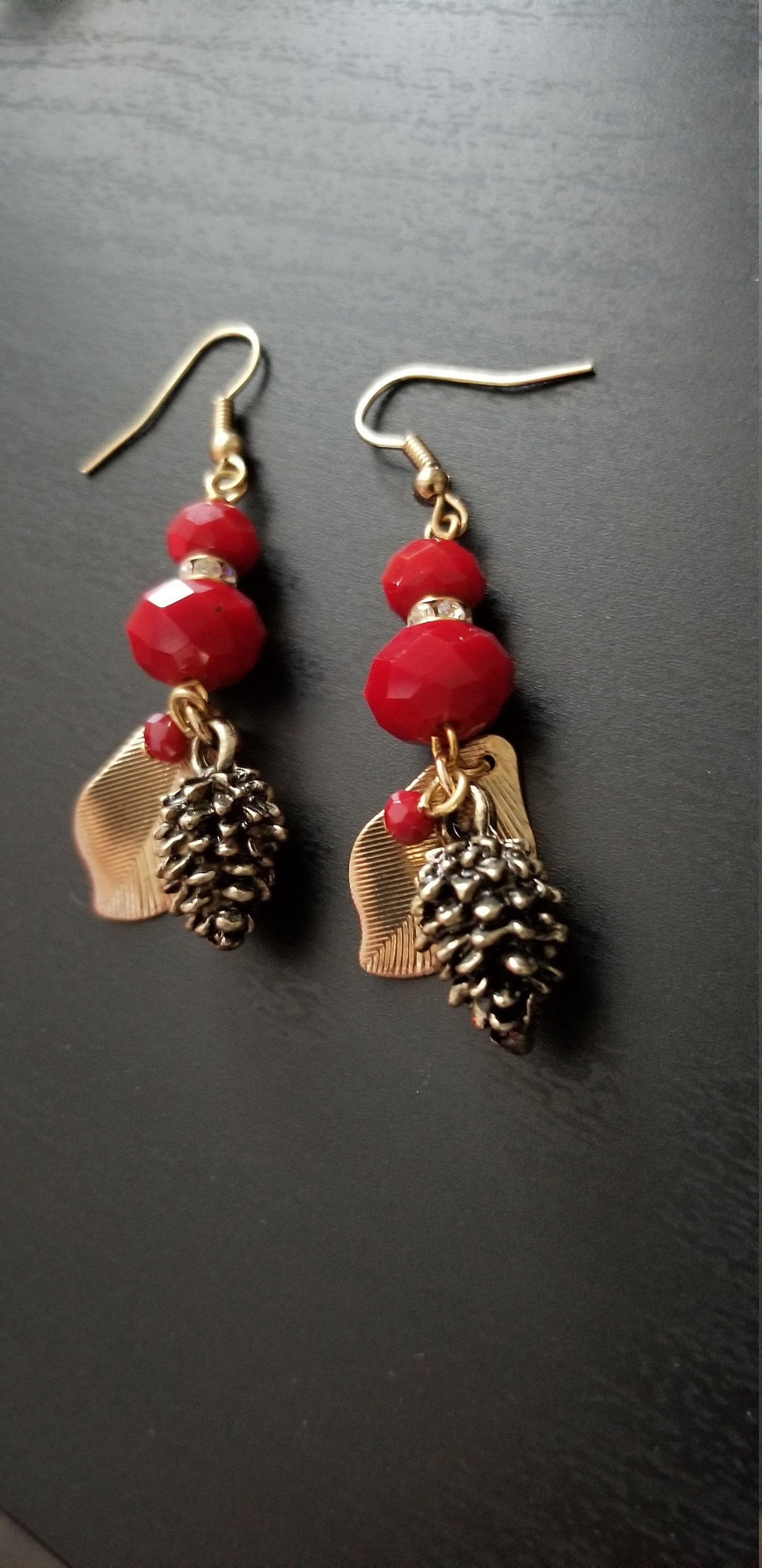 Winter Holiday Earring Theme in Gold Leaf, Pinecone and Red Bead ...