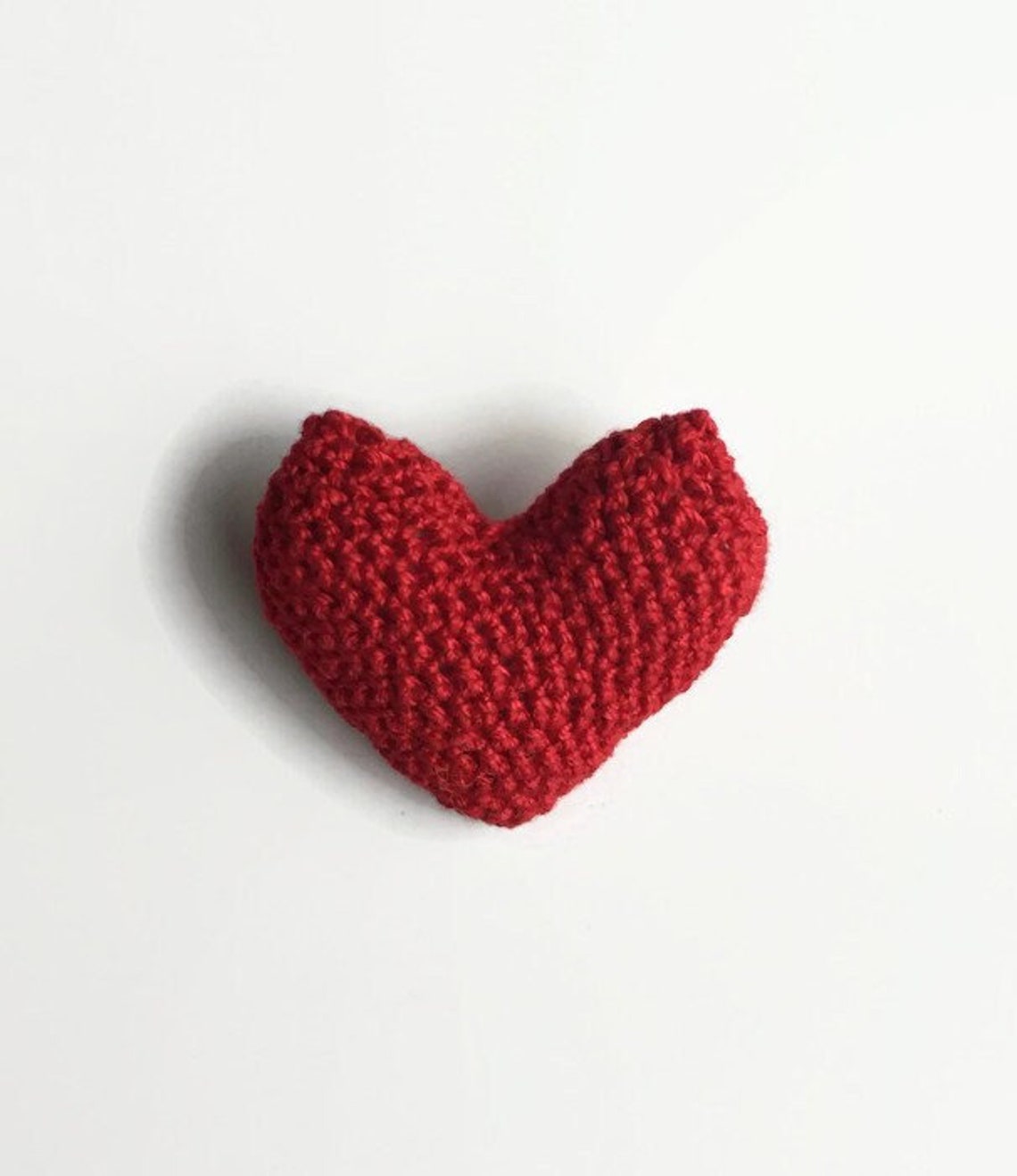 Heart Pin Heart Brooch Red Heart Pin Crochet Red Heart Pin - Etsy