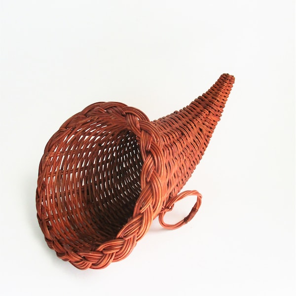 Shop Cornucopia Basket - Etsy