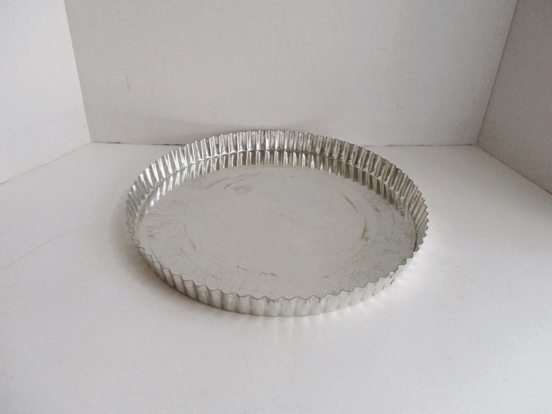 Vintage Tart Pan 3 AVAILABLE Large French Fluted Two Piece Metal Baking ...