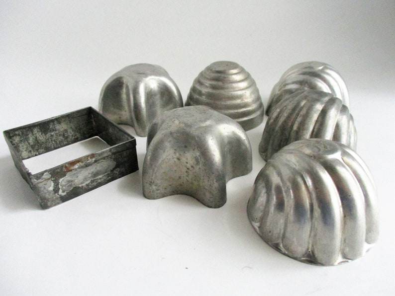 Vintage Tin Molds Set of 7 Mismatched Baking Craft Supply | Etsy
