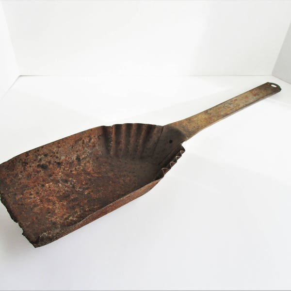 Rusty Shovel - Etsy