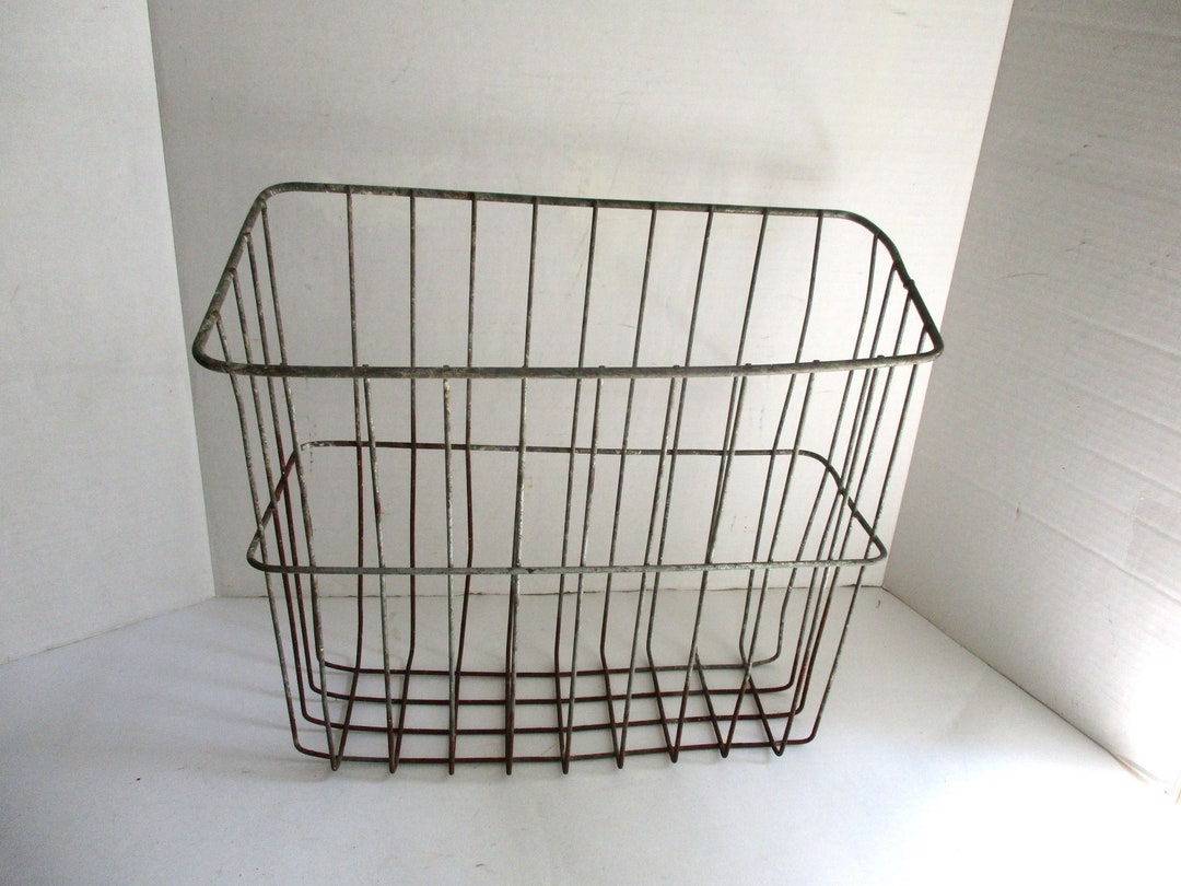 Vintage Wire Basket Rusty Large Metal Wire Storage Bin Book Magazine ...