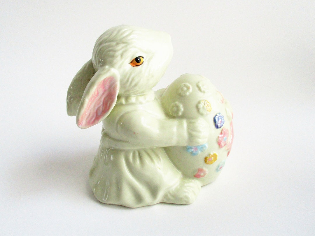 Vintage Bunny Figurine Ceramic Rabbit With Egg Pastel Flowers - Etsy