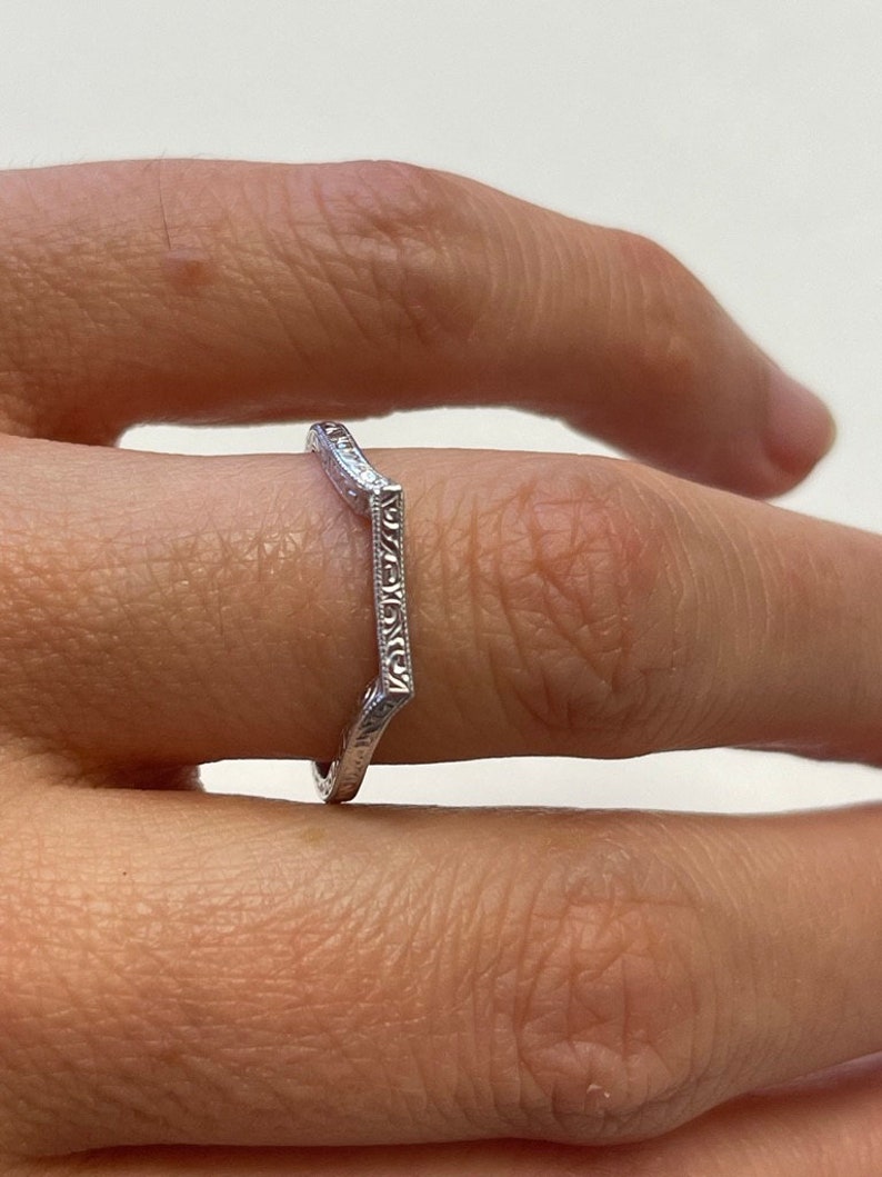 Curved Wedding Band Thin Wedding Ring Contour Wedding Band - Etsy