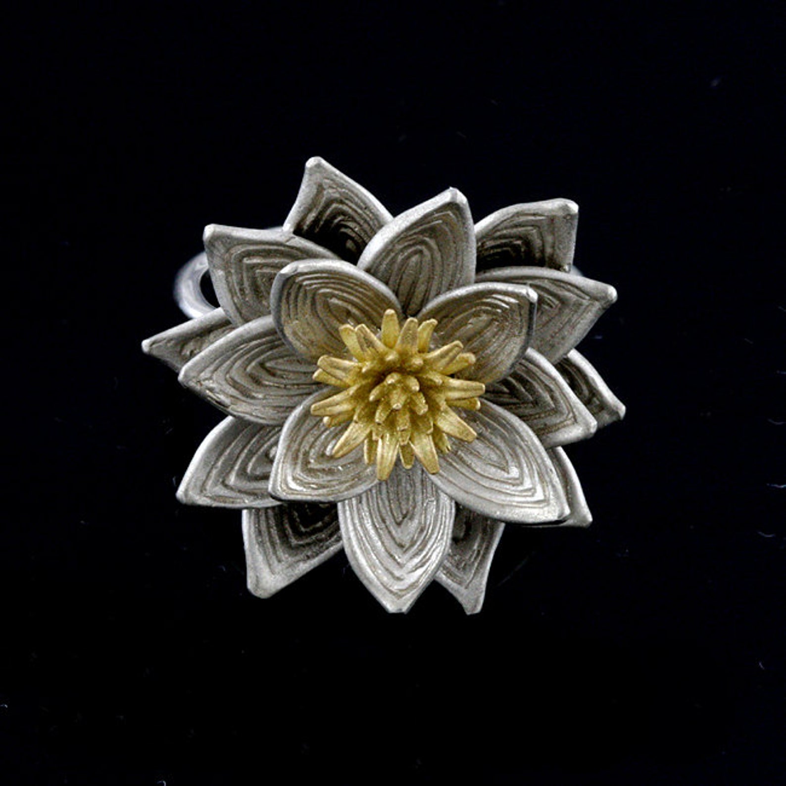 Gold Lotus Ring Lotus Flower Gold Ring Two Tone Lotus Ring - Etsy