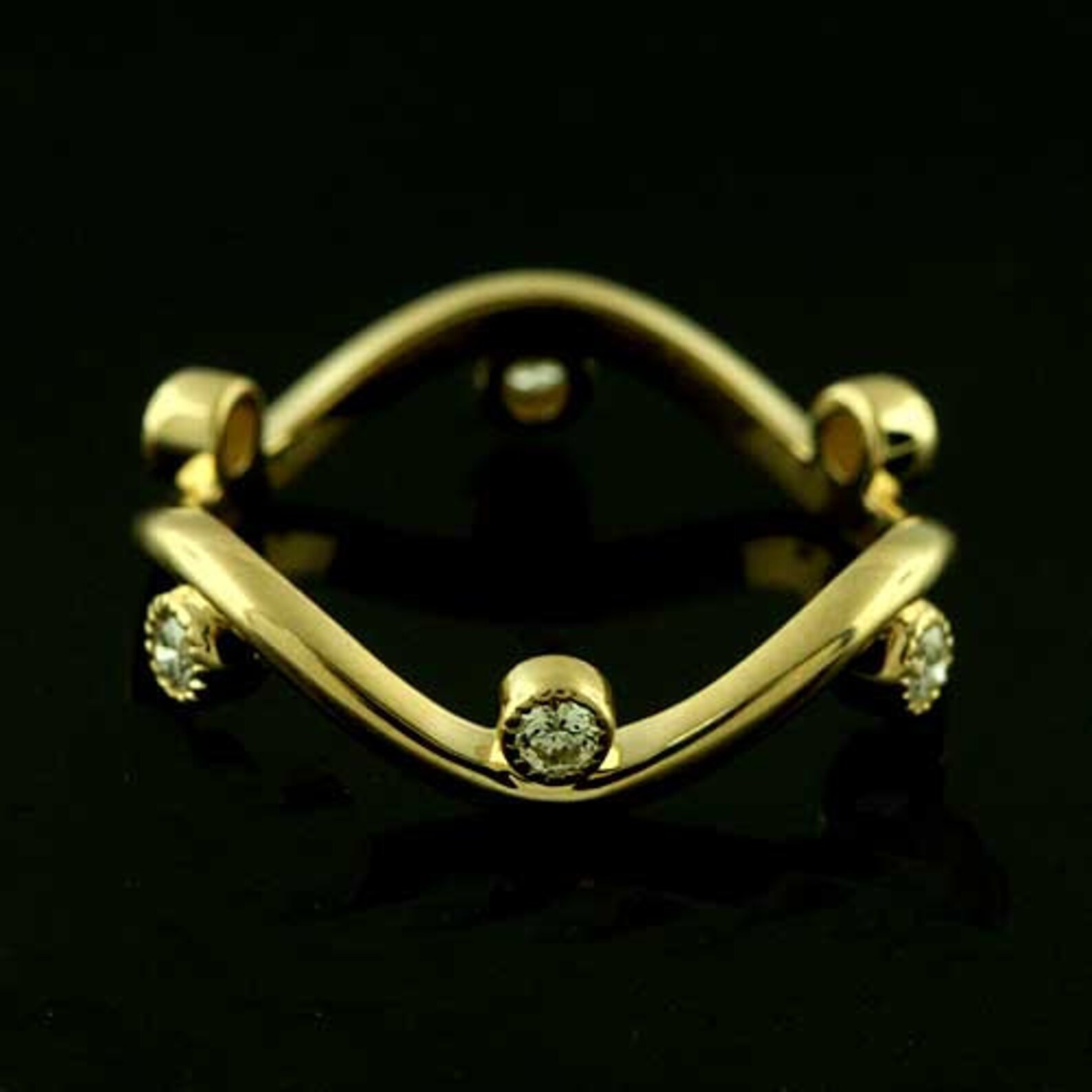 Unique Swirl Band Bezel Diamond Plain Wedding Ring Unique | Etsy