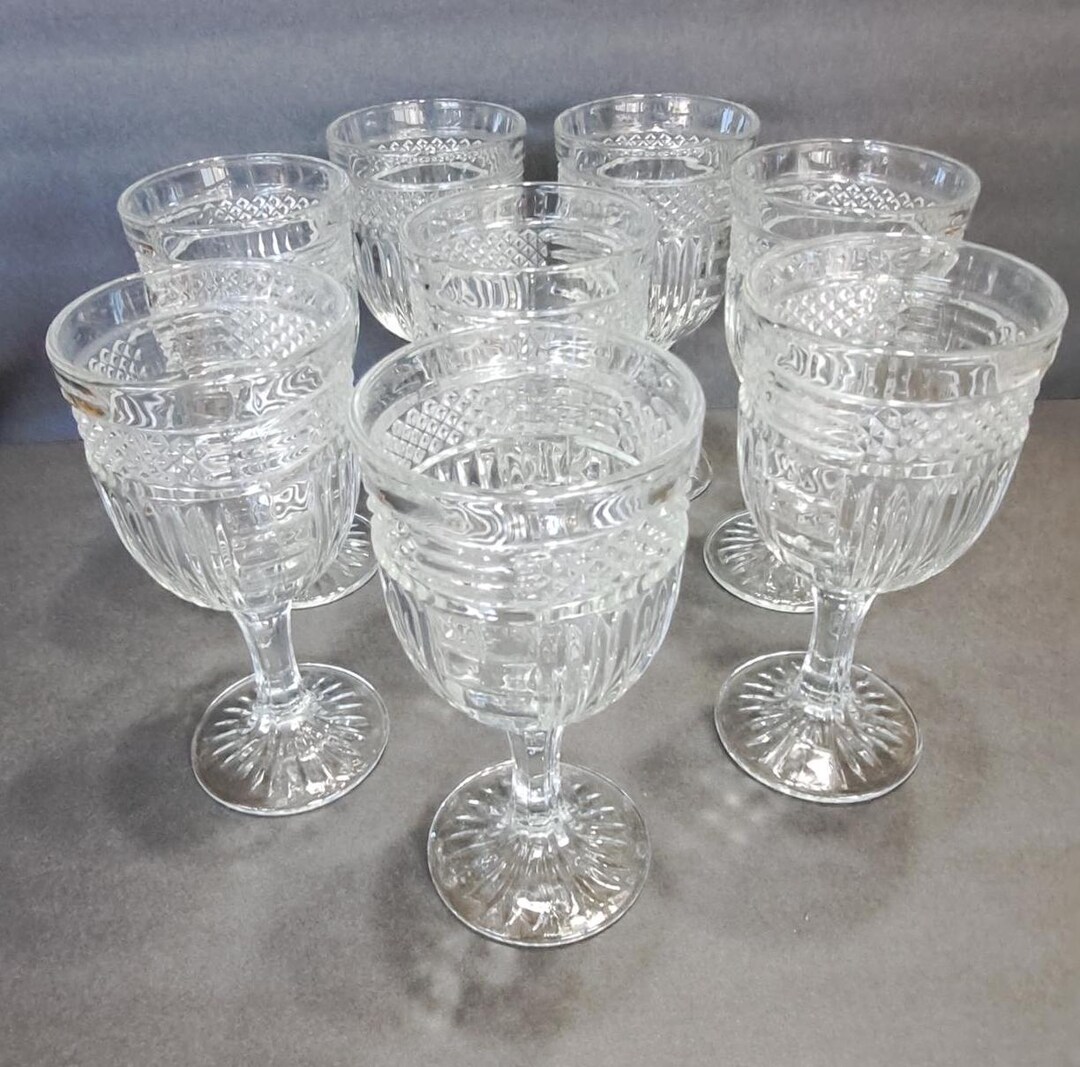 Libbey Radiant Water Wine Goblet Glasses Set of 8 Vintage Glass Stemware Holiday Party Gathering ...
