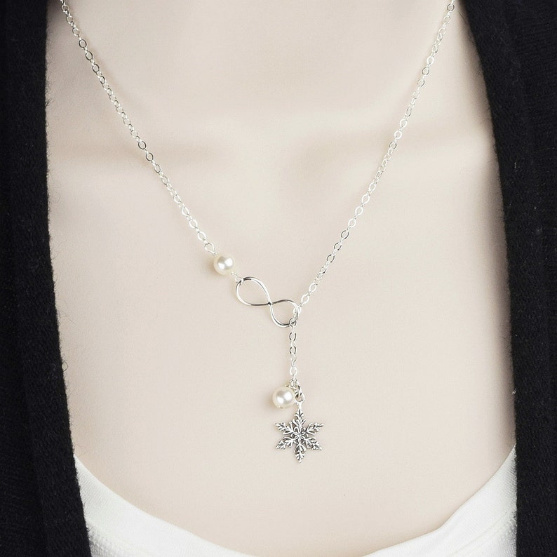 Winter Wedding Jewelry SET OF 5 Snowflake Necklaces with Pearl | Etsy