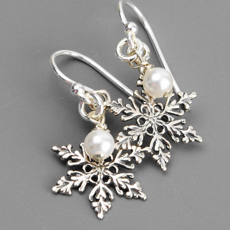 Snowflake Pearl Necklace Sterling Silver Winter Wedding - Etsy