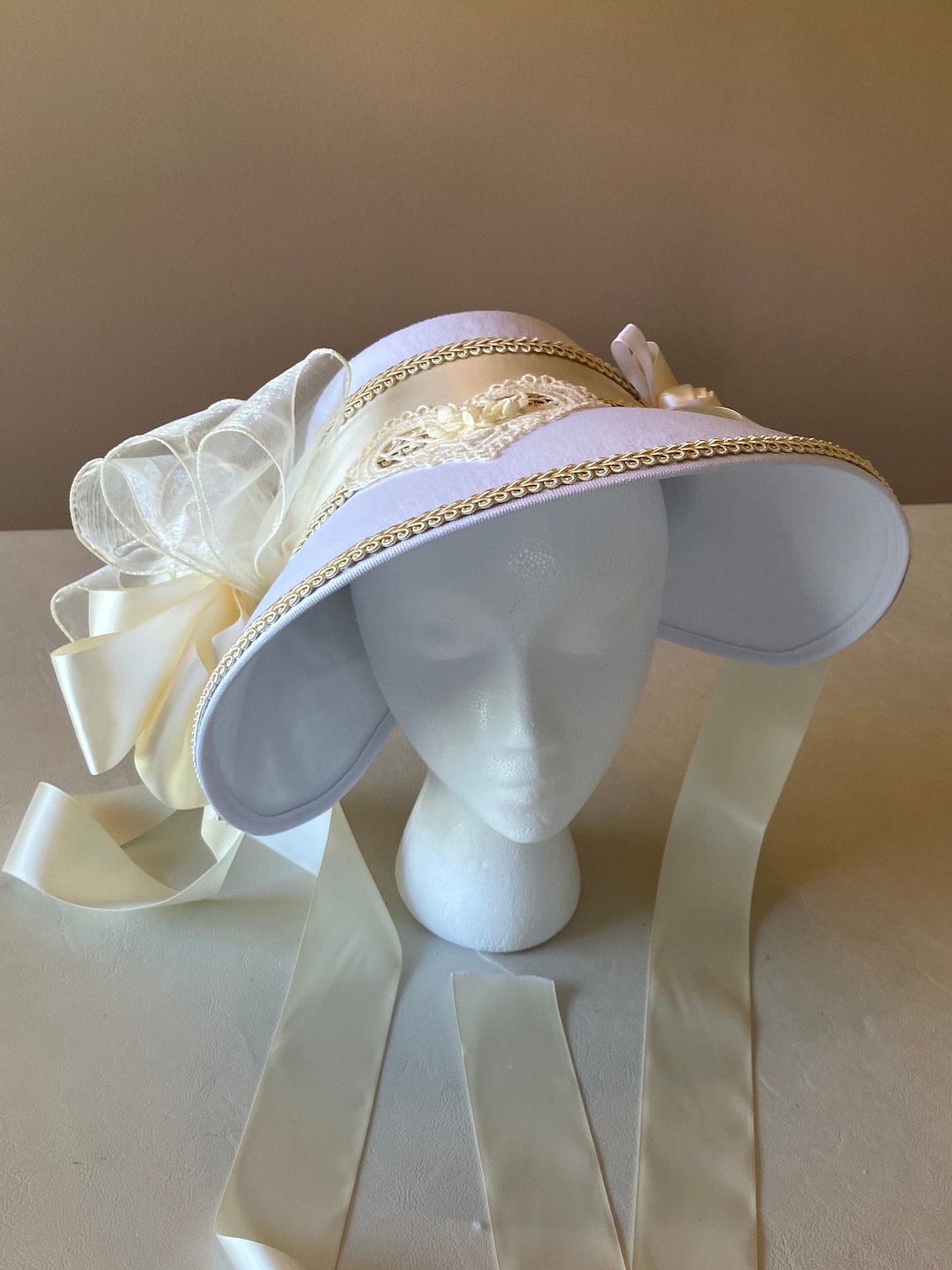 CREAM and White Victorian BONNET, WEDDING Bonnet,civil War Ladies ...