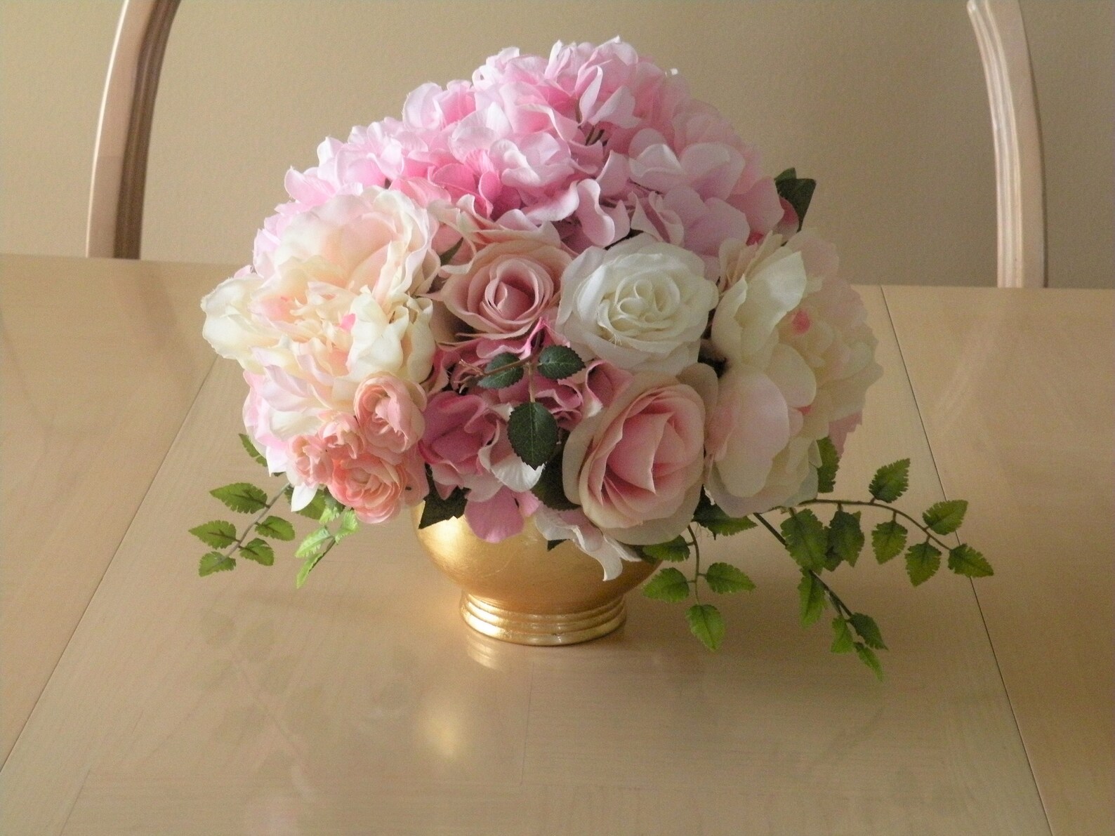 LARGE FLORAL CENTERPIECE Floral Arrangement in Blush Pink - Etsy