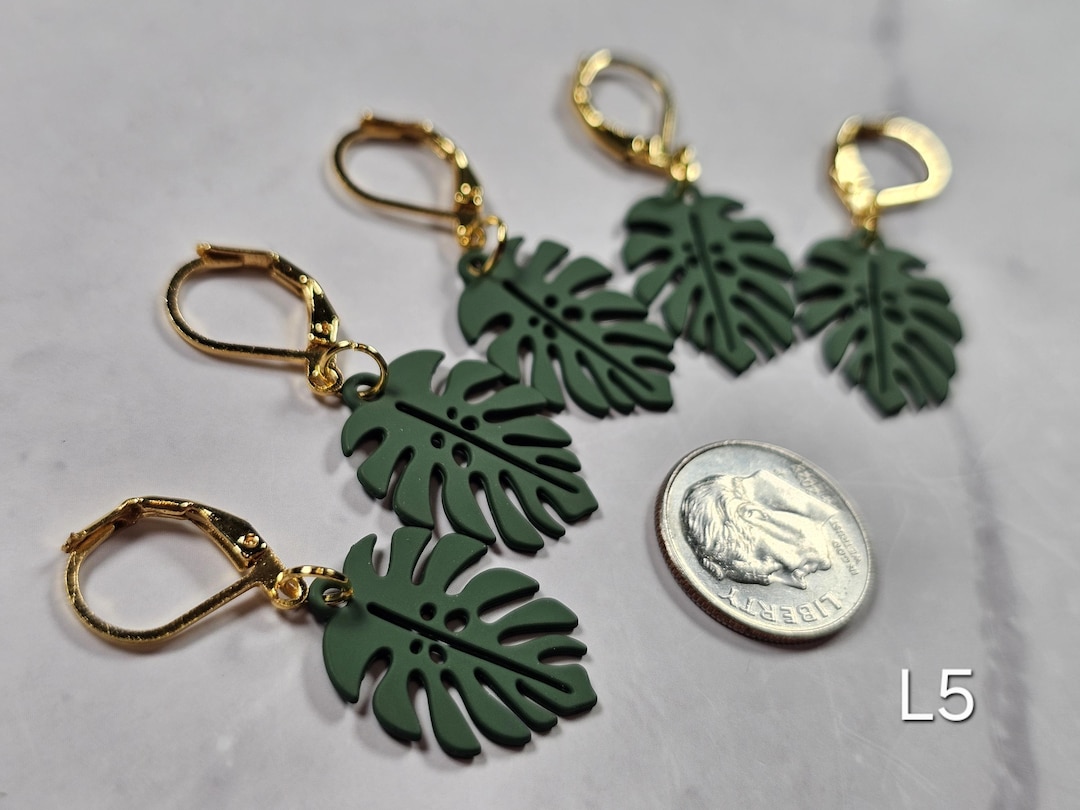 Monstera Leaves Stitch Markers/earrings/bag Charms (5) - Etsy