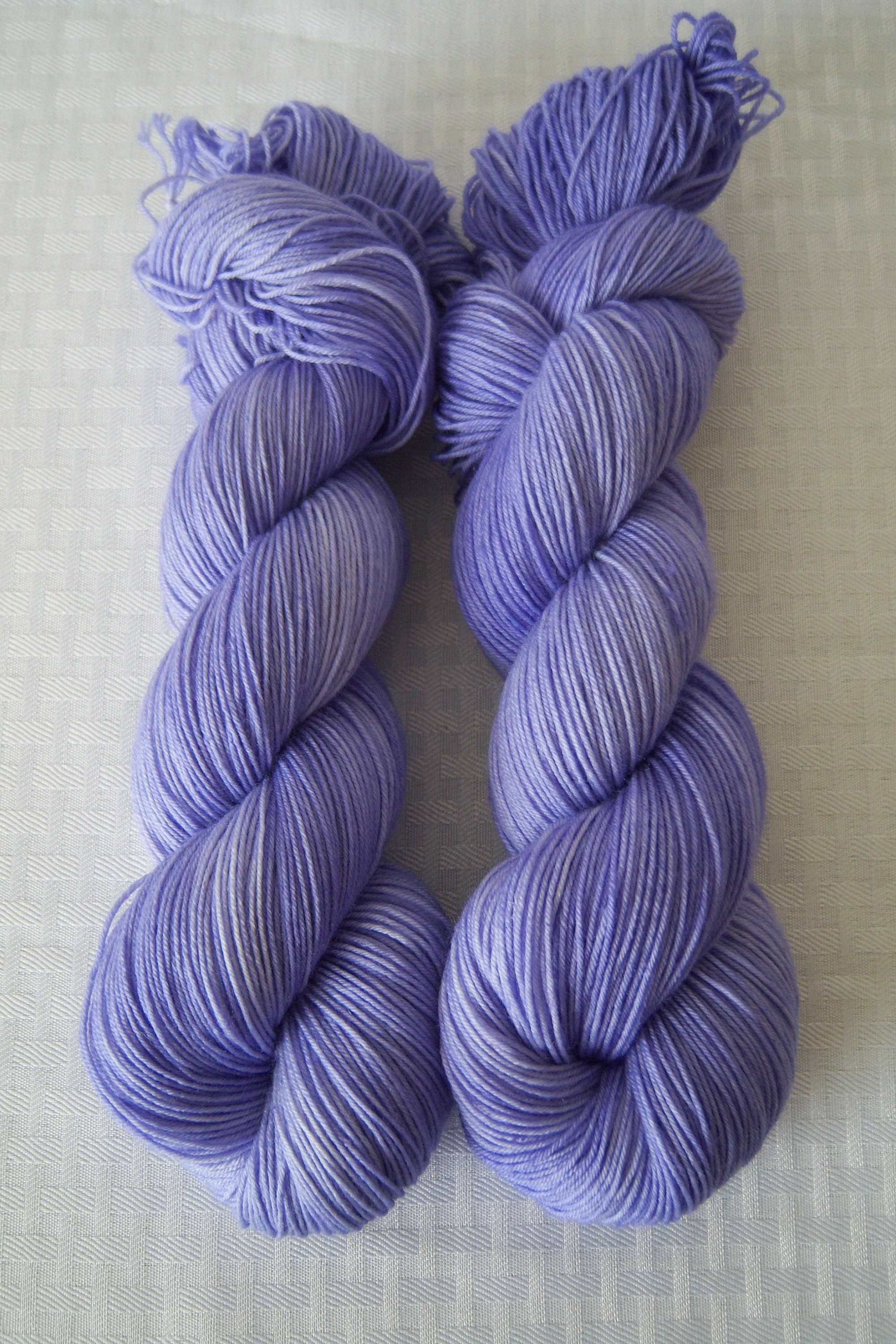 Periwinkle Purple Hand Dyed Yarn / Handdyed Yarn Sock Yarn - Etsy