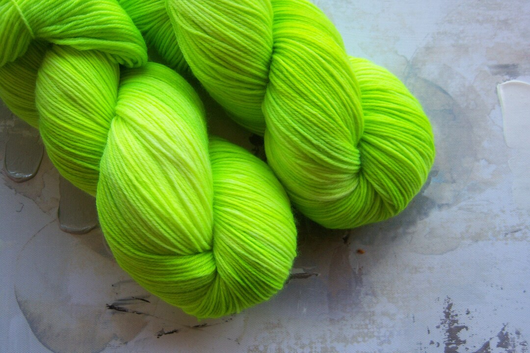 Lime Light - Hand Dyed Yarn / Handdyed Yarn, Wool Yarn - Bright Lime ...
