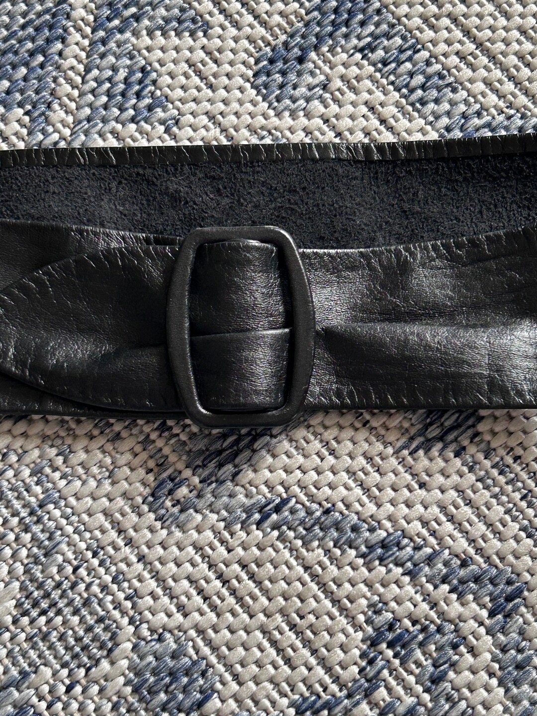Black Leather Cinch Belt Small Mid Mod Belt - Etsy