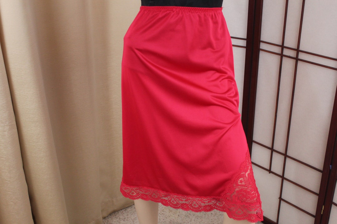Vintage Red Nylon Half Slip Size S/M 21-28 Waist - Etsy