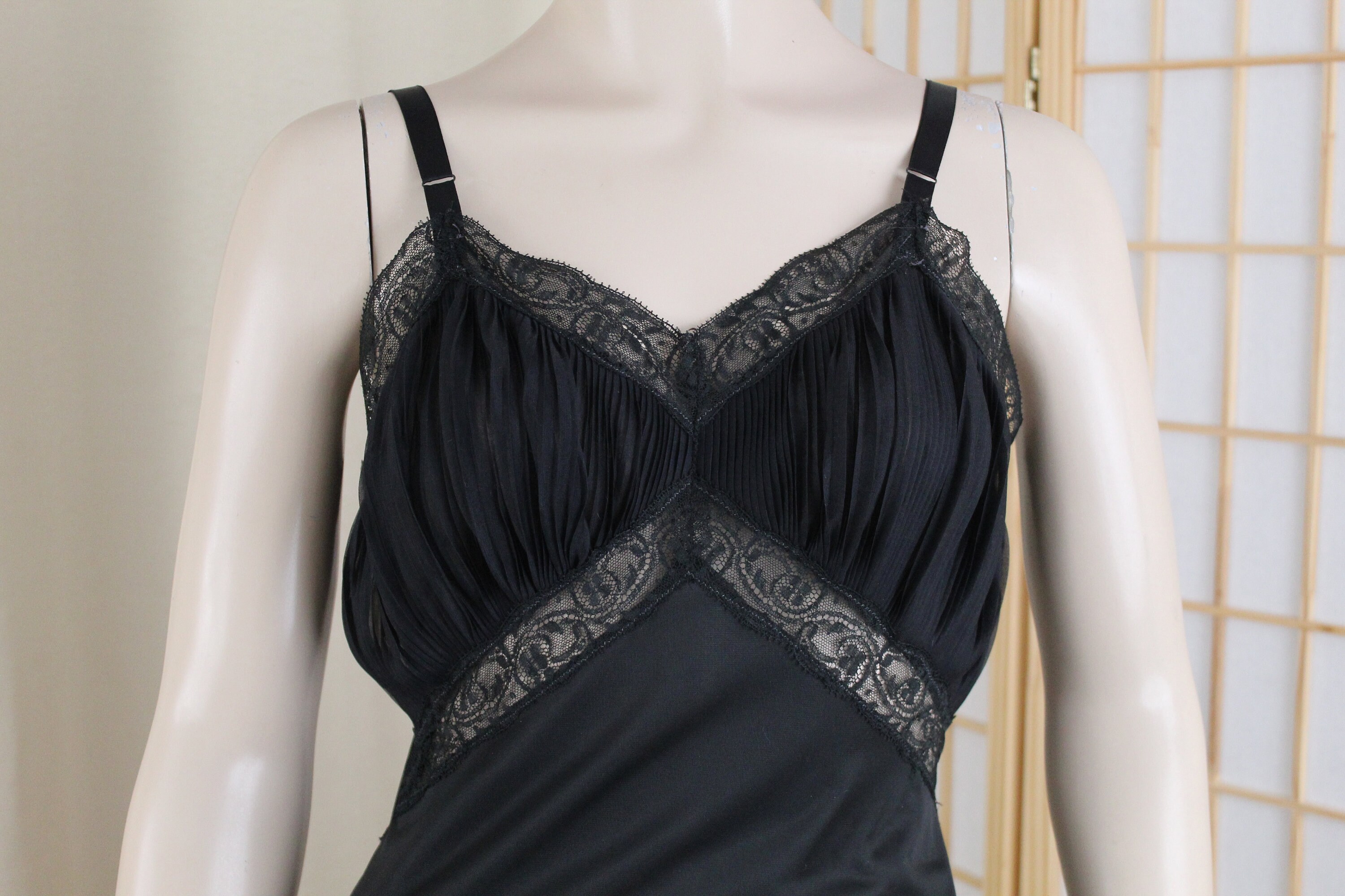 Vintage Luxury Black Crystal Pleating Lined Full Slip - Etsy