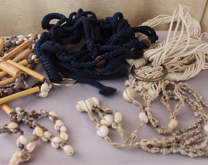Vintage 5 Plant Hangers 2 Macrame & 3 Shell Hanging Plants - Etsy