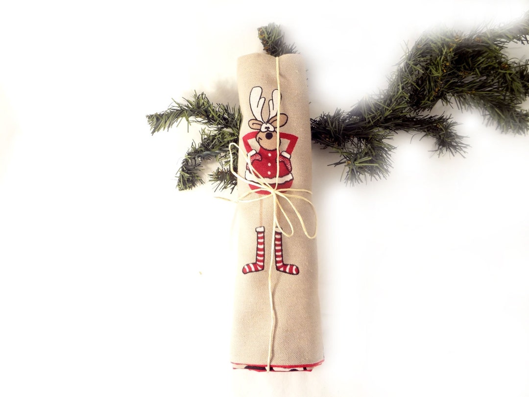 Christmas Placemats With Santa Klaus or Reindeers Set of 2 - Etsy