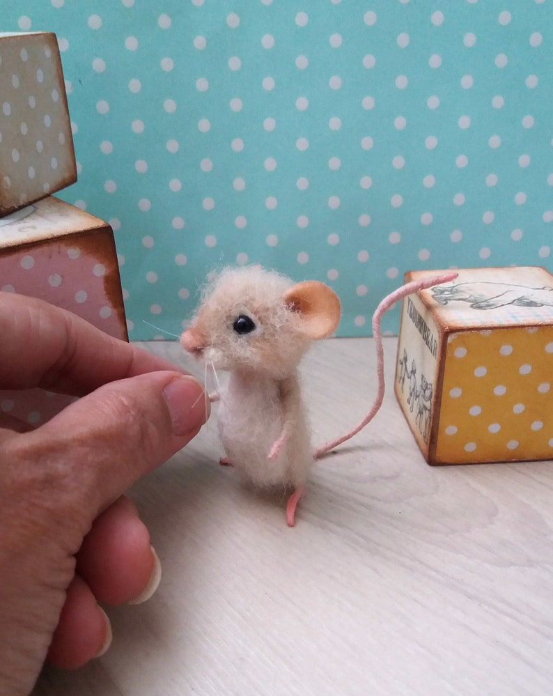 Needle Felted Mouse Miniature Mouse Cute Mouse Dollhouse Mouse ...