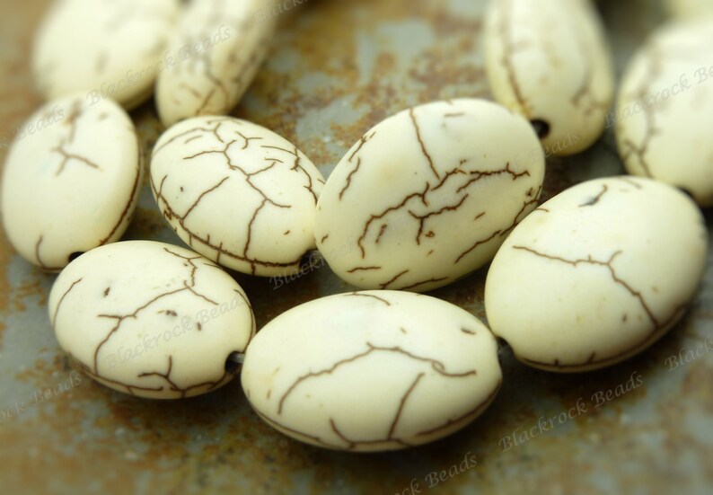 18x13mm White Magnesite Matrix Puffed Oval Gemstone Beads 10 | Etsy