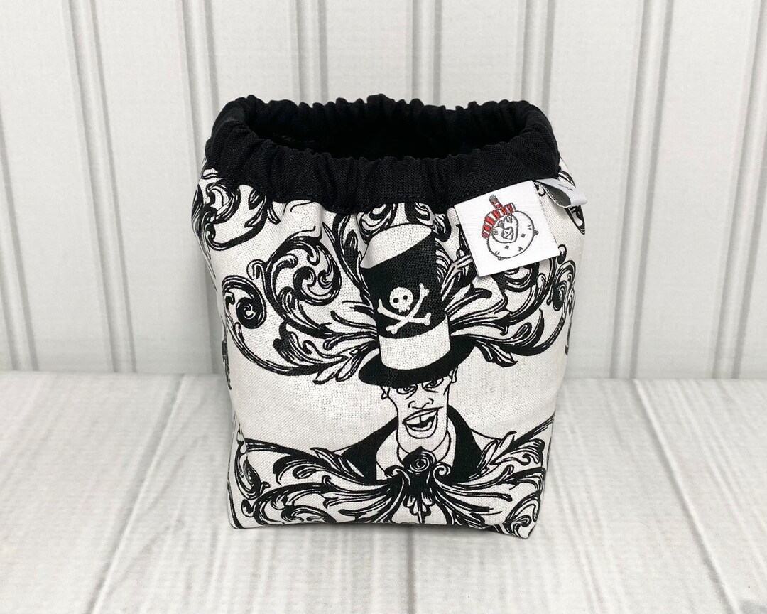 Villain Damask Yarn Cake Wrapper - Etsy