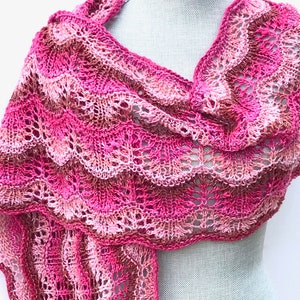 KNITTING PATTERN PDF Modena Poncho - Etsy